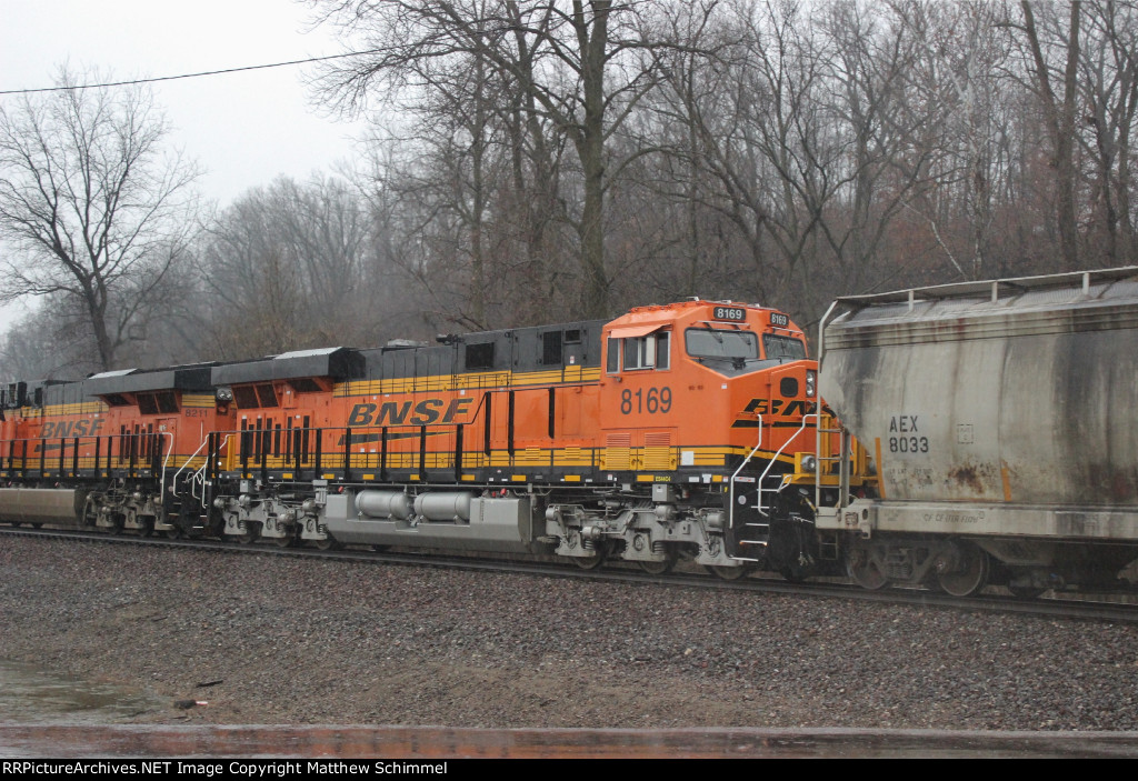 BNSF 8169